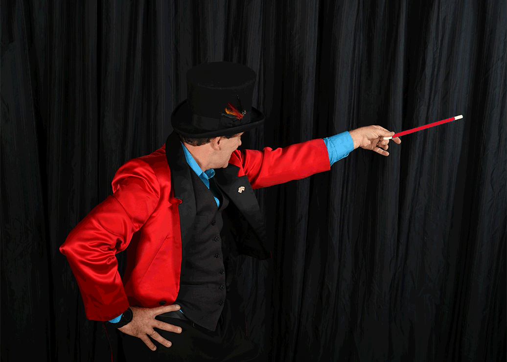 Birthday Party Magician Melbourne #1 kids Comedy Magic Show.
